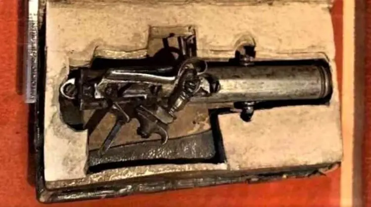 A Bible Gun That Belonged To Francesco Morosini, Could Be Fired Without ...